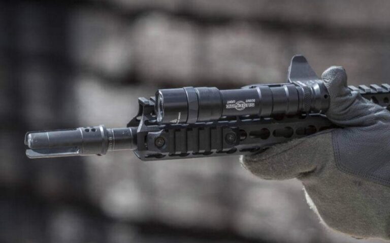 Surefire M640DFT-PRO Turbo Scout Light: Lo-Profile, High-Output
